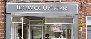 RICHARDS OPTICIANS – Sigma